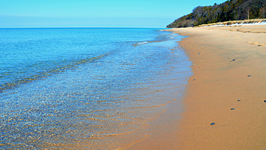Simple tips for a successful beach outing - Metro Detroit Doula Services